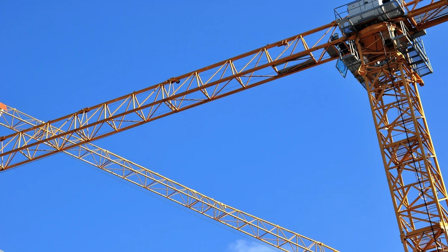 Crane operator killed on site in Germany - Cranes Today